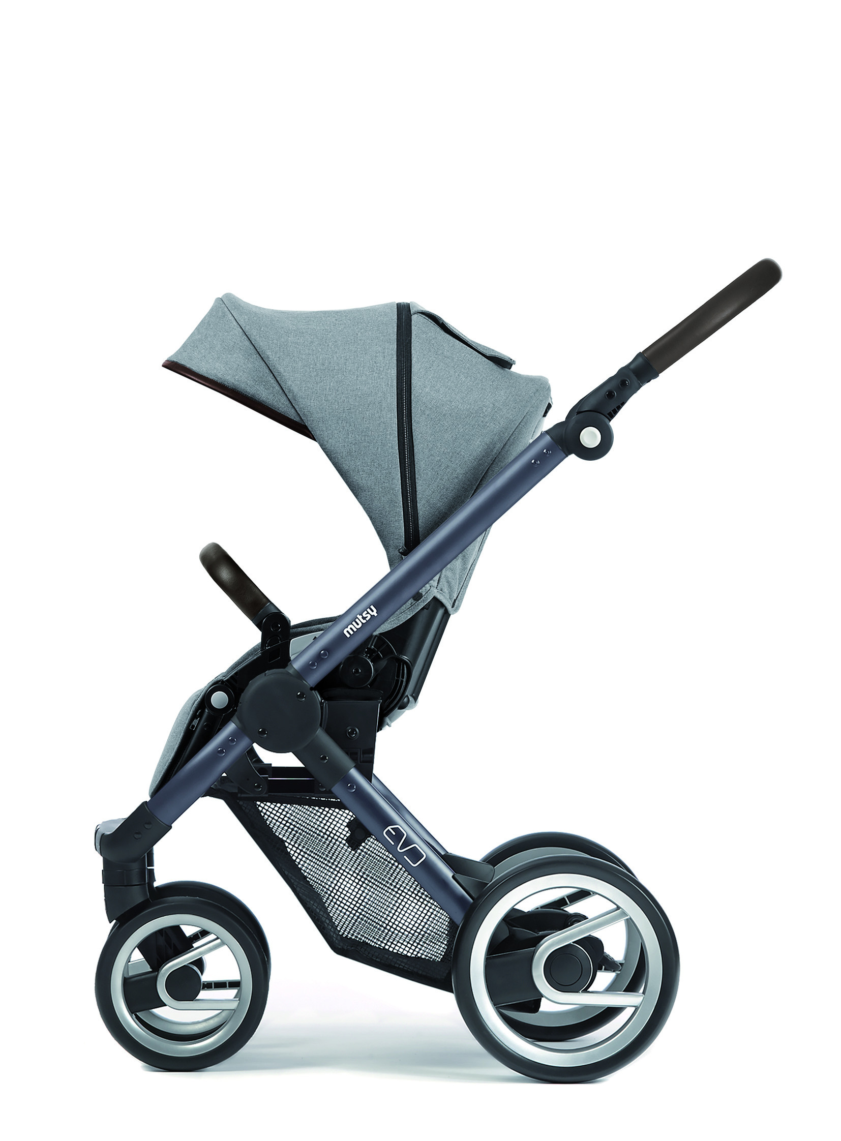 CarefreeKidz.com. Mutsy Evo Farmer Mist with Dark Grey Frame